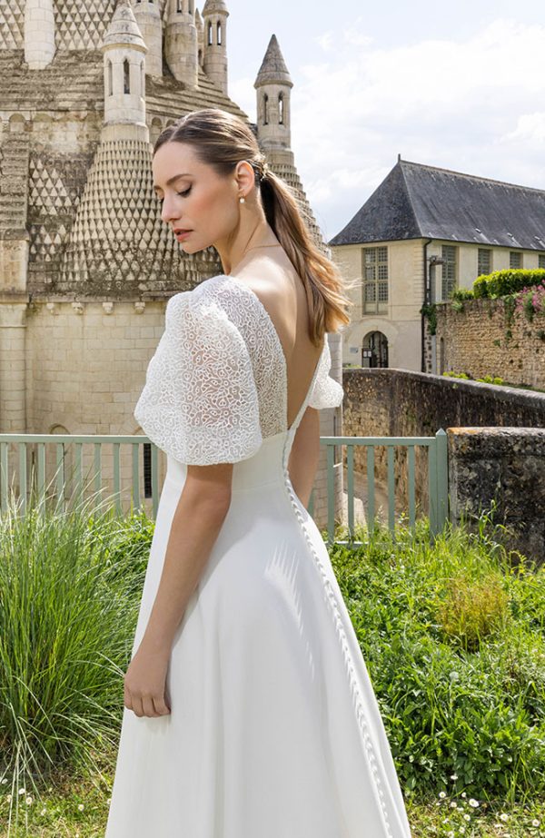 Robe de mariée 22620 - Bella | Juste un Baiser
